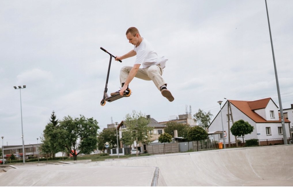 Freestyle koloběžkování? Zábavná cesta k perfektní kondici a zdraví pro ...